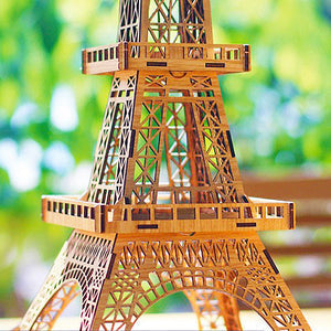 Eiffel Tower Models Using Recycled Materials – peerdh.com