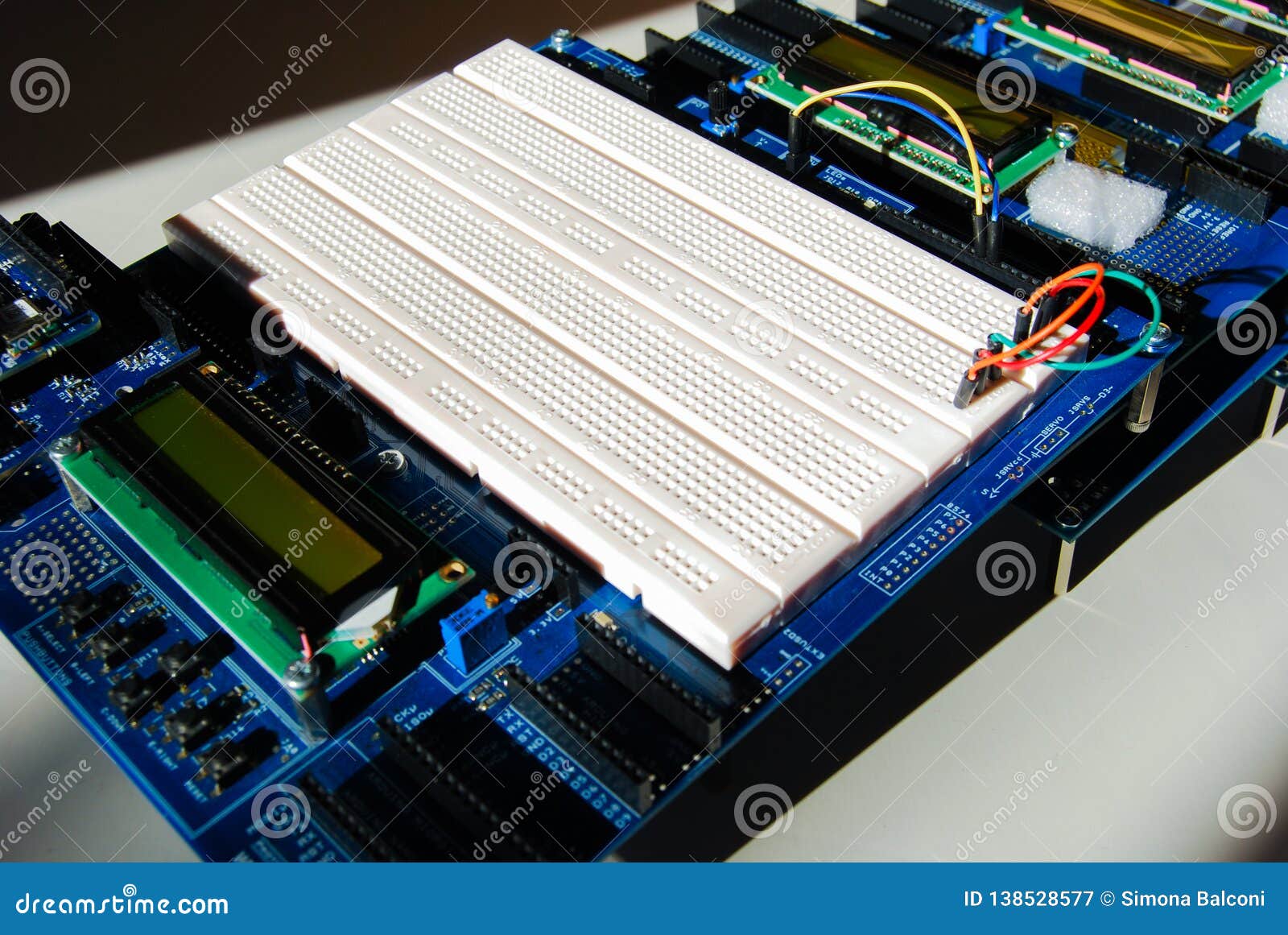Understanding Programming Boards: A Comprehensive Guide – peerdh.com